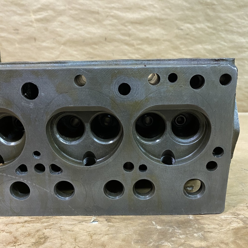 Original Triumph Spitfire 4 Cyl Engine Cylinder Head Stanpart 307170 ...