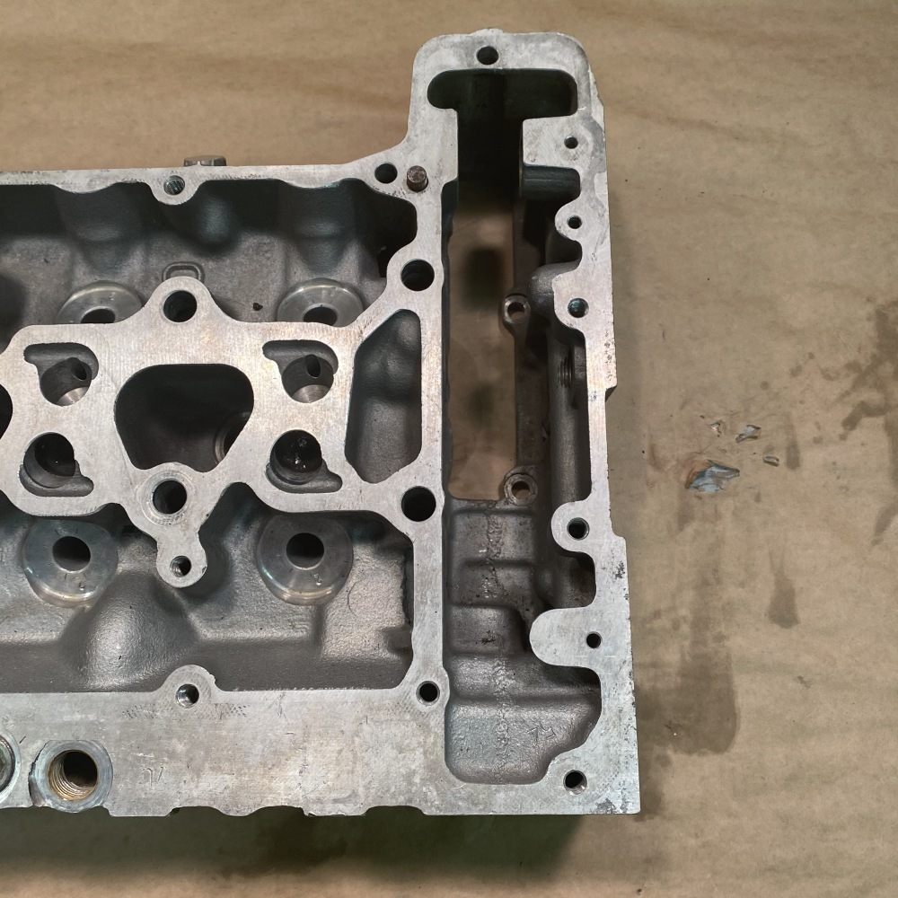 Original Mercedes-Benz M110 W116 W123 Engine Cylinder Head R110 016 12 ...