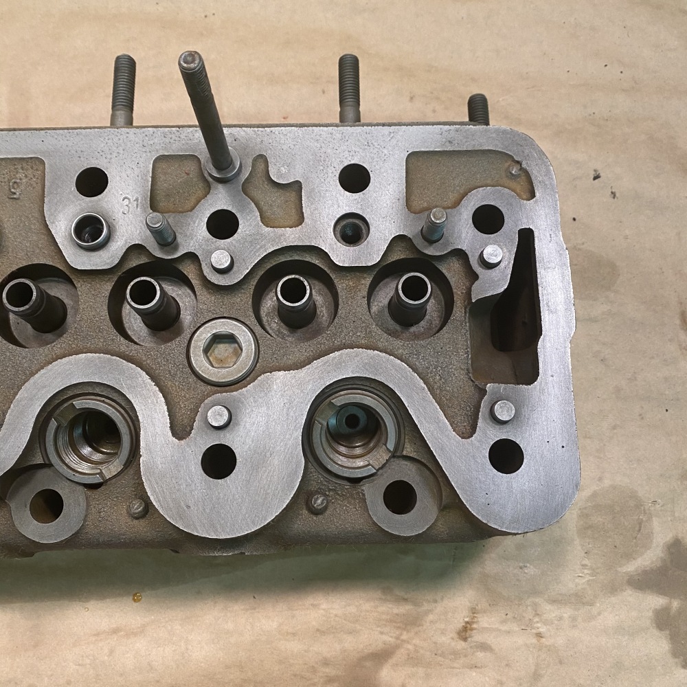 Original Mercedes-Benz OM617 W123 300D Engine Cylinder Head 617 016 00 ...
