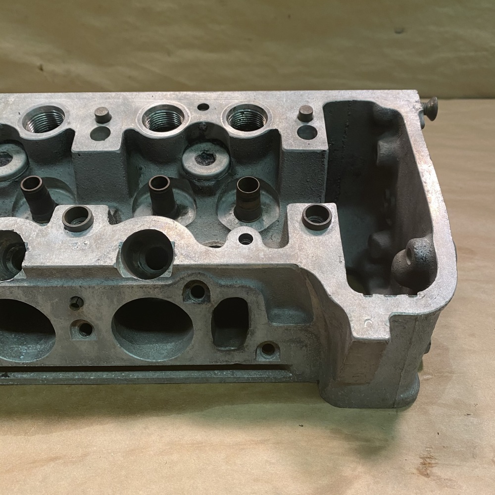 Original Mercedes-Benz W107 R107 M117 Engine Cylinder Head R117 016 18 ...