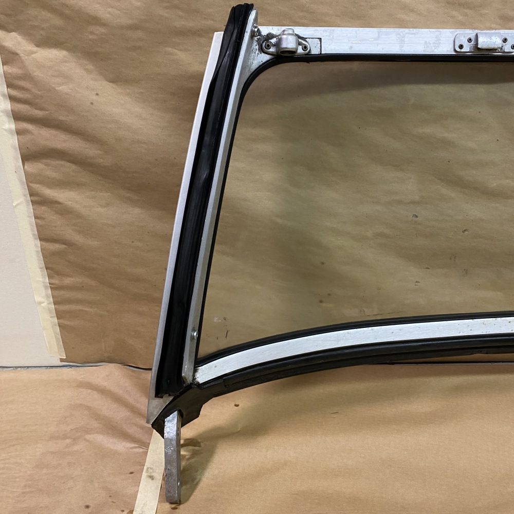 Original MG Midget 1500 Front Windscreen Windshield Frame w Glass OEM ...