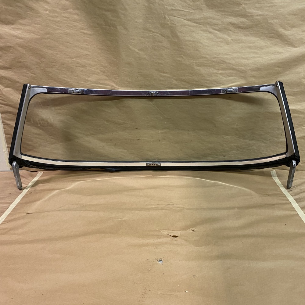 Original 1962-1969 MG MGB Roadster Front Windscreen Windshield Frame w ...