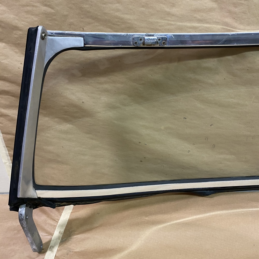 Original 1962-1969 MG MGB Roadster Front Windscreen Windshield Frame w ...
