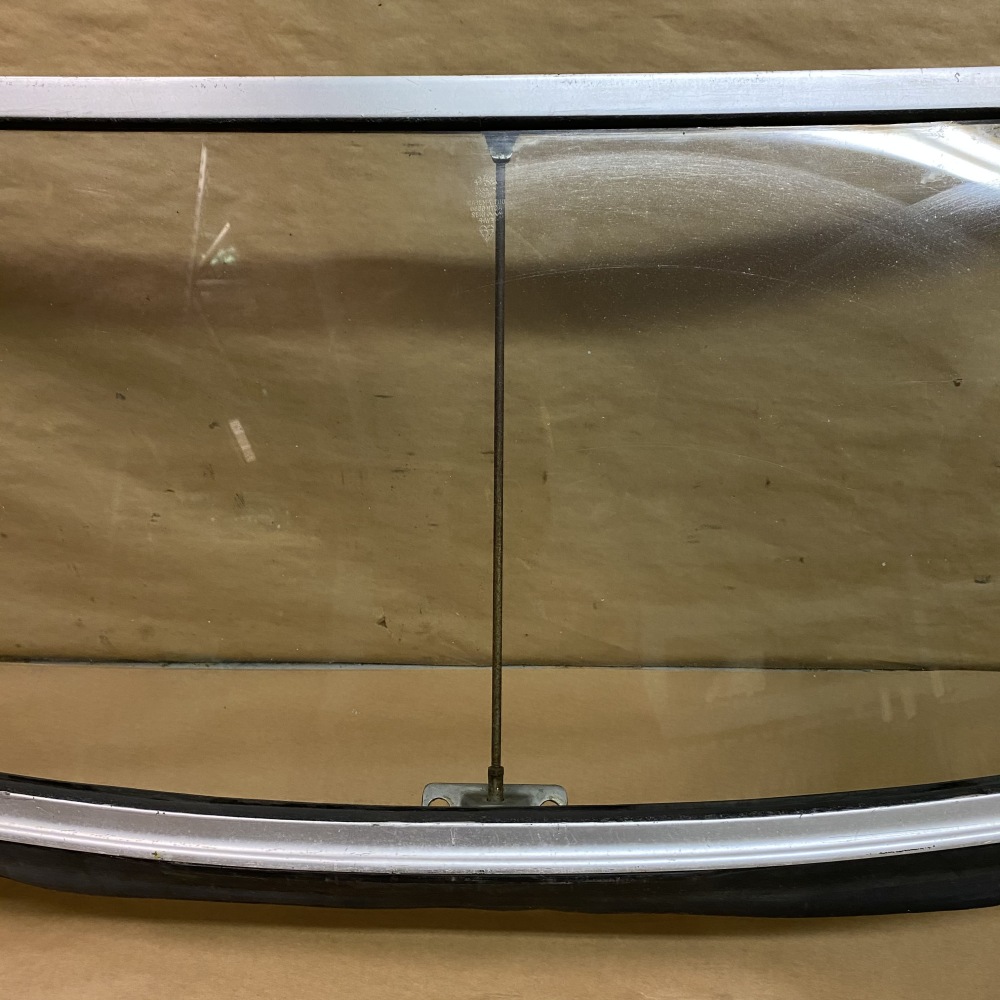 Original 1962-1969 MG MGB Roadster Front Windscreen Windshield Frame w ...