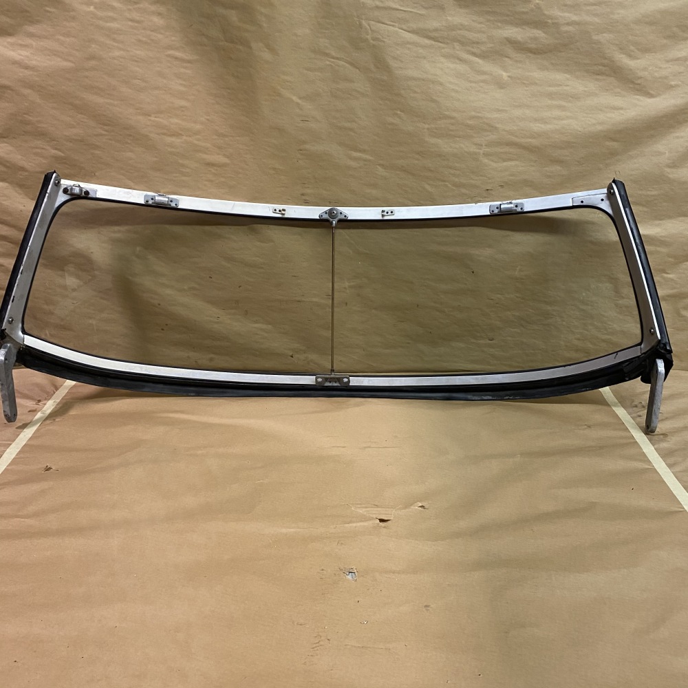 Original 1962-1969 MG MGB Roadster Front Windscreen Windshield Frame w ...