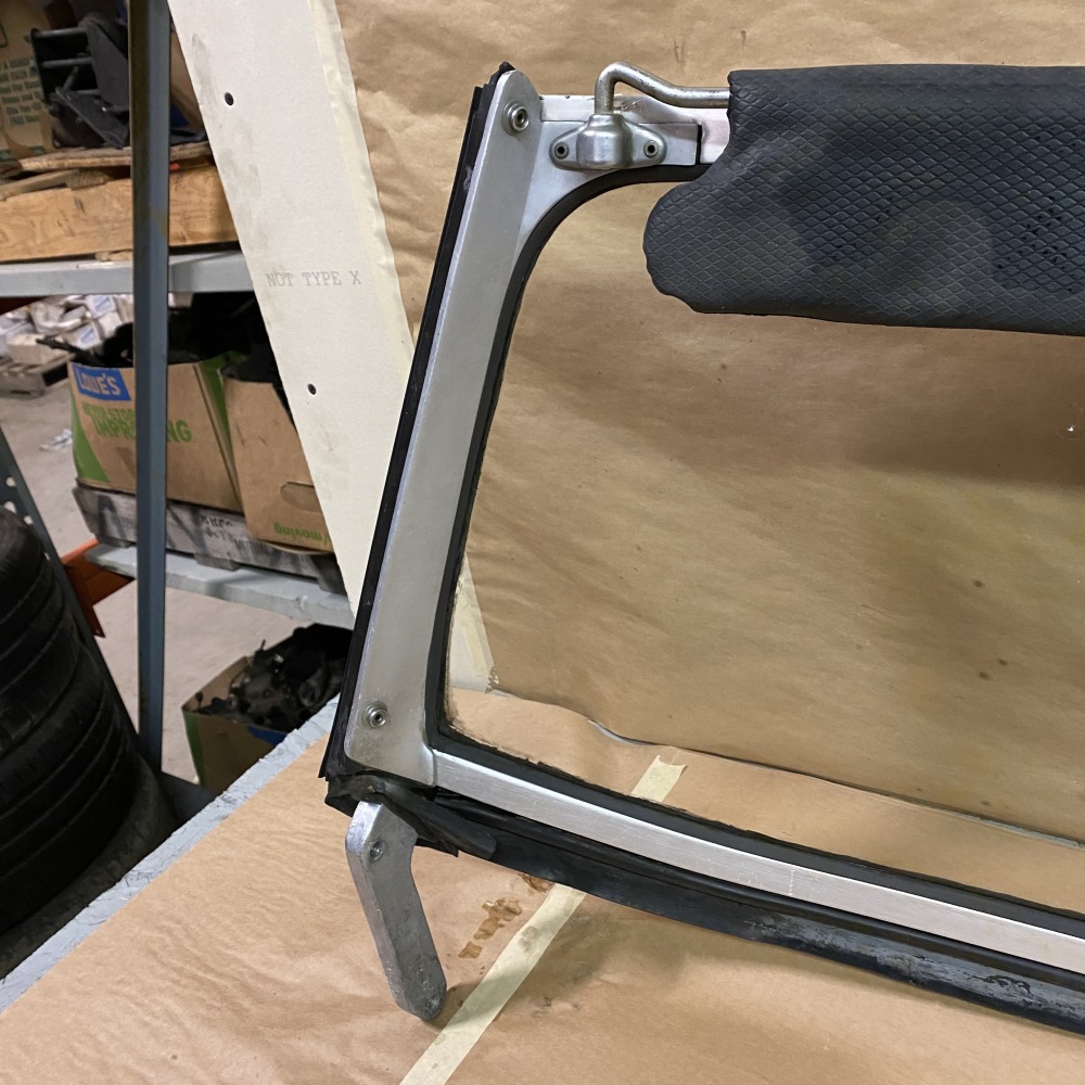 Original 1962-1969 MG MGB Roadster Front Windscreen Windshield Frame w ...