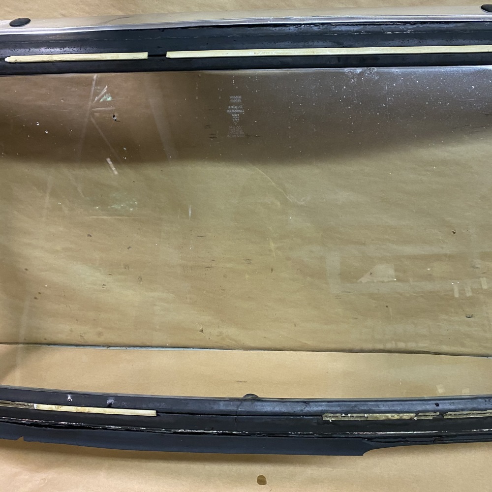 Original Triumph TR250 TR5 TR6 Front Windscreen Windshield Frame w ...