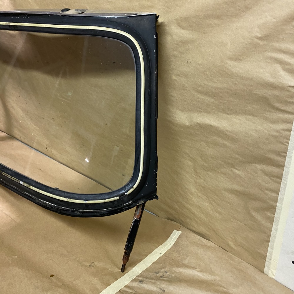 Original Triumph TR250 TR5 TR6 Front Windscreen Windshield Frame w ...
