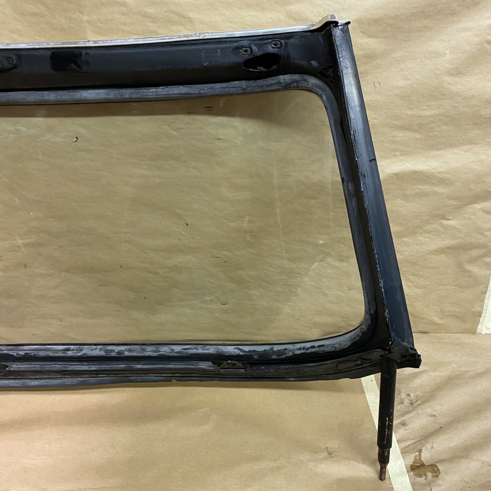 Original Triumph TR250 TR5 TR6 Front Windscreen Windshield Frame w ...