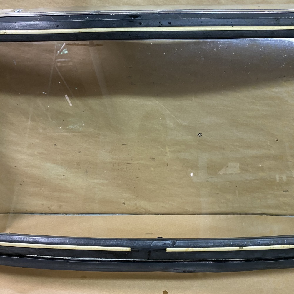 Original Triumph TR250 TR5 TR6 Front Windscreen Windshield Frame w ...
