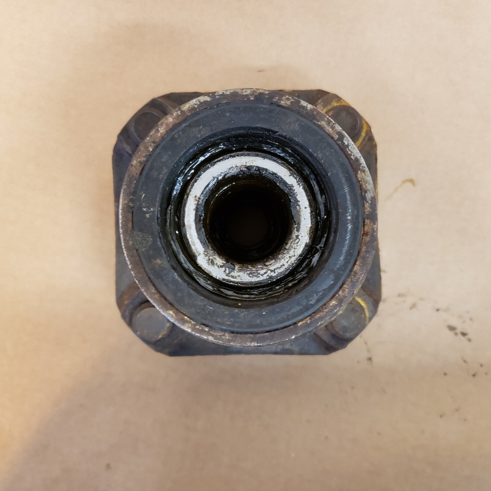 MG MGA 1500 1956-1959 Original Front Suspension Disc Wheel Hub MOWOG ...