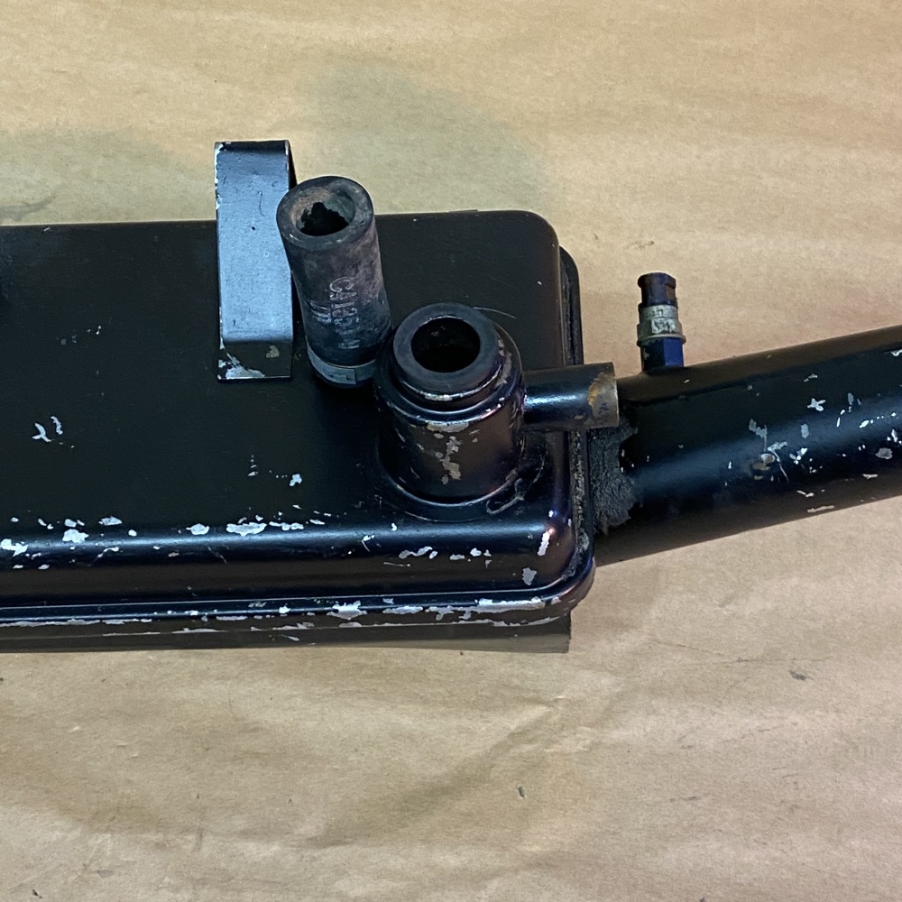 Original Jaguar XJS V12 5.3L RH Air Cleaner Air Filter Housing OEM ...