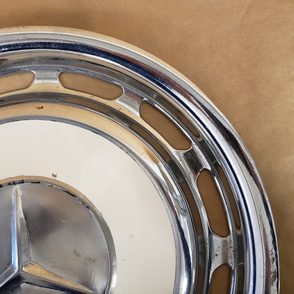 Mercedes Benz W108 to W123 Original Vintage Wheel 15 inch Hub Cap White ...