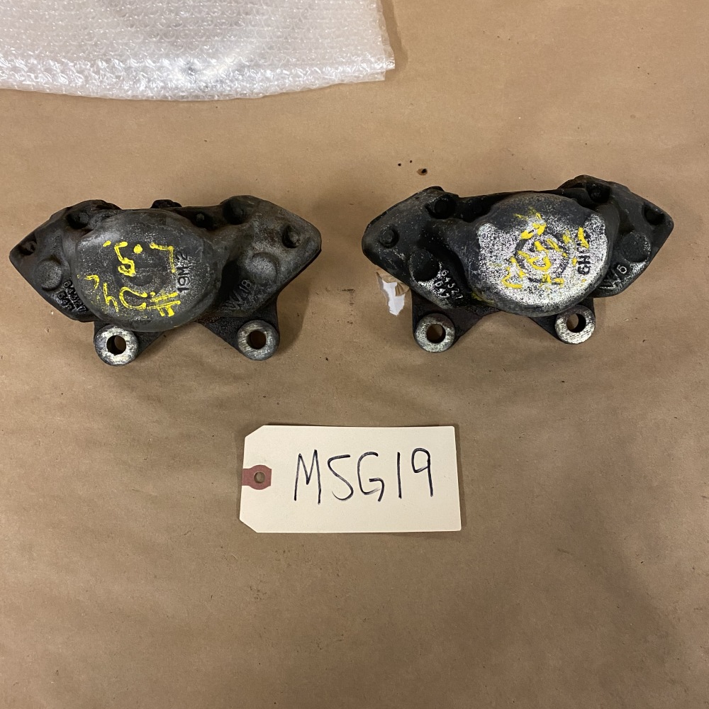 Original Austin Morris Marina Girling Front Brake Calipers Left Right ...