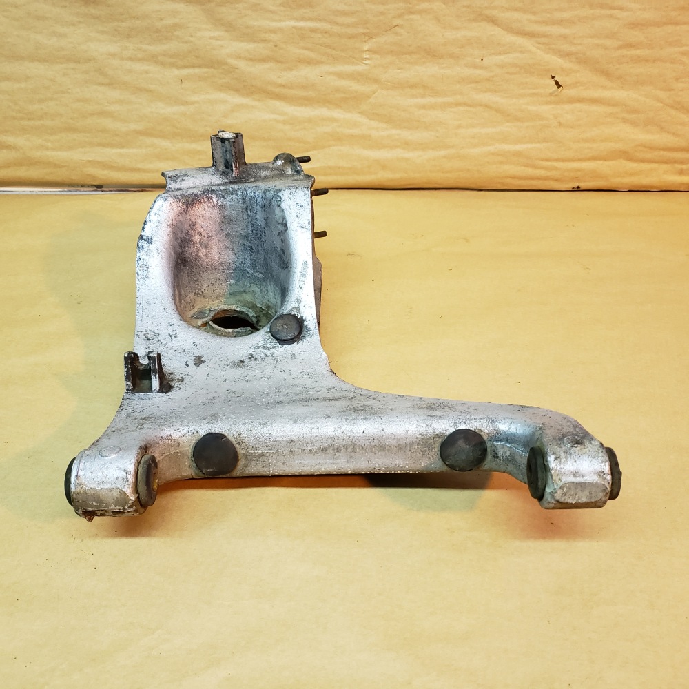Triumph TR6 TR250 Original Left LH Rear Suspension Trailing Arm ...