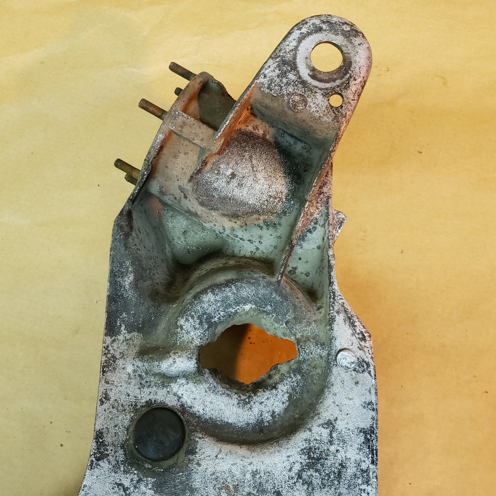 Triumph TR6 TR250 Original Left LH Rear Suspension Trailing Arm ...
