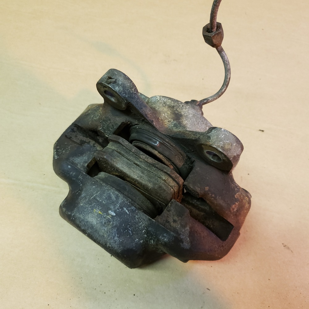 Austin Morris Marina Original Front RH Right Brake Caliper Girling ...