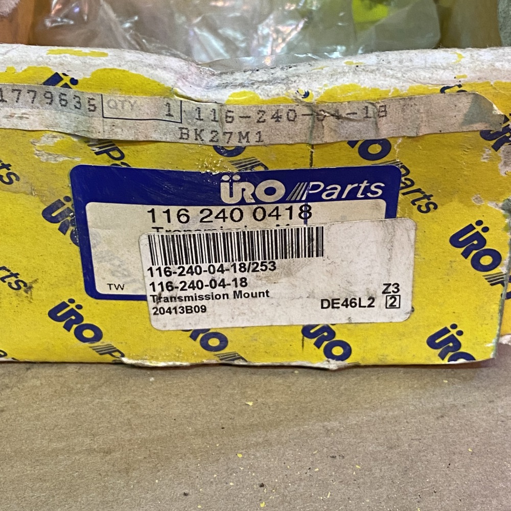Original NOS URO Parts 1162400418 Transmission Gearbox Mount Mercedes ...