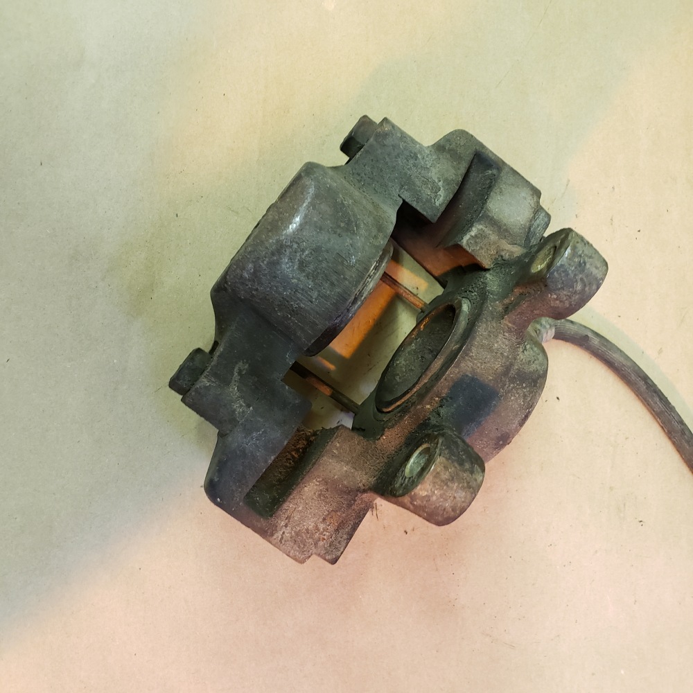 MG MGB Original Front RH Right Brake Caliper Lockheed 114659C 112018 ...