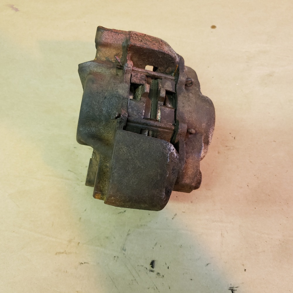 MG MGB Original Front RH Right Brake Caliper Lockheed 114659C 112018 ...