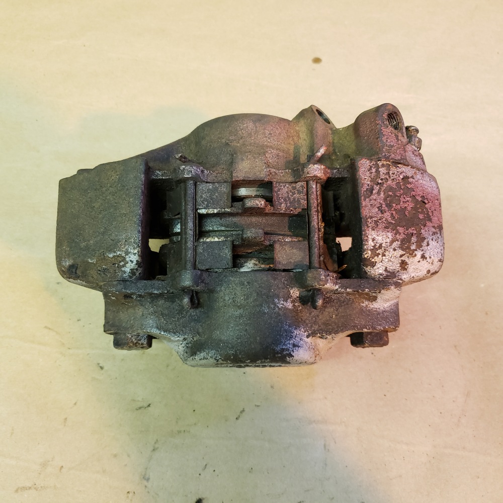 MG MGB Original Front RH Right Brake Caliper Lockheed 114659C 112018 ...