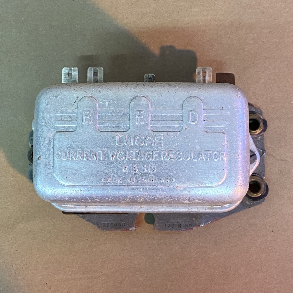 Original Daimler Dart SP250 Lucas RB310 37299B Voltage Regulator Dtd 5/ ...