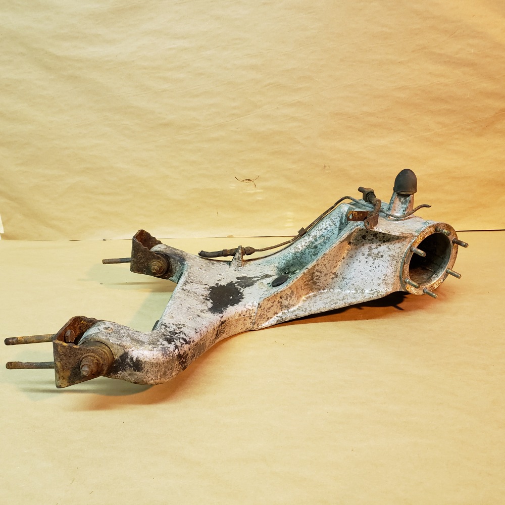 Triumph TR6 TR250 Original LH Left Rear Suspension Trailing Arm ...