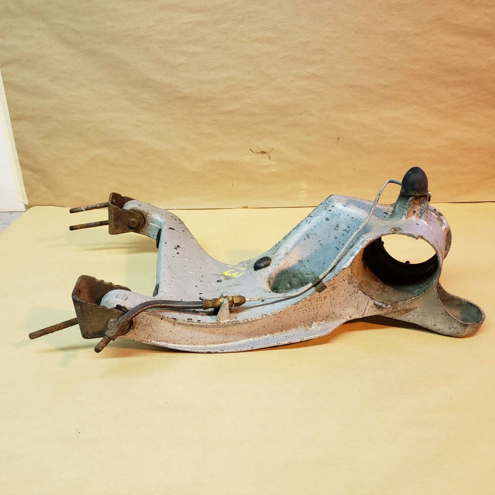 Triumph TR6 TR250 Original Rear Suspension Right RH Trailing Arm ...
