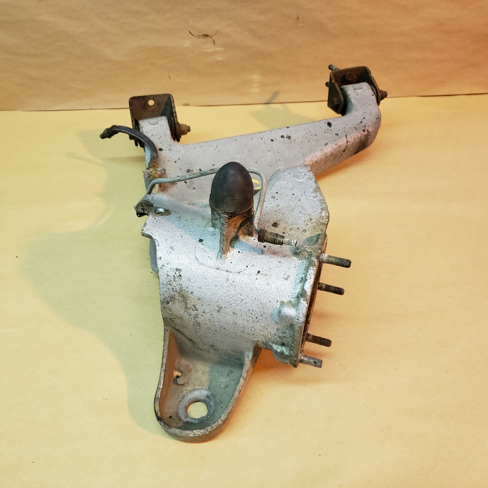 Triumph TR6 TR250 Original Rear Suspension Right RH Trailing Arm ...