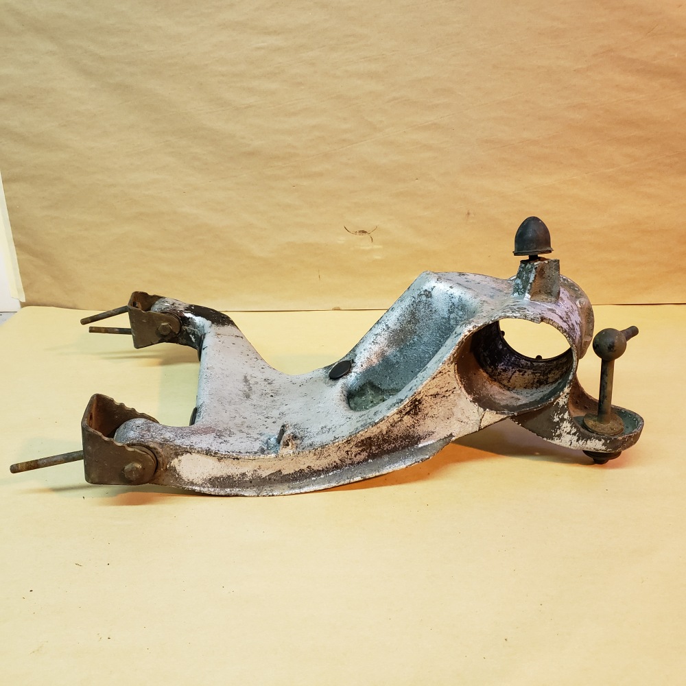 Triumph TR6 TR250 Original Rear Suspension RH Right Trailing Arm ...