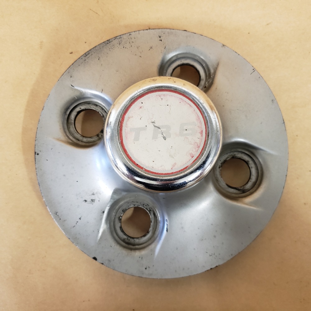 Triumph TR6 1973-1976 Original Wheel Hub Cap Silver OEM - For Sale ...