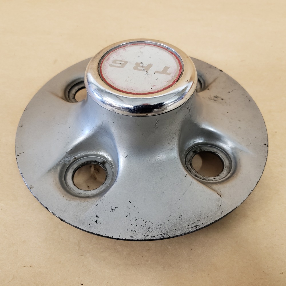 Triumph TR6 1973-1976 Original Wheel Hub Cap Silver OEM - For Sale ...