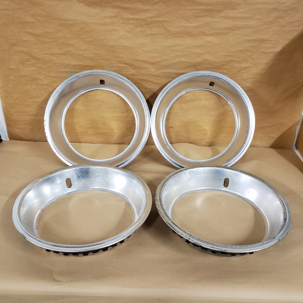 Triumph TR6 Original 15in Wheel Trim Hub Cap Beauty Ring Set of 4 OEM ...