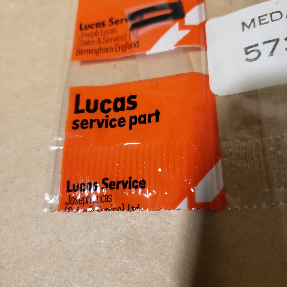 Original Lucas Tell-Tale Side Marker Indicator Medallion 573449 w Clip ...
