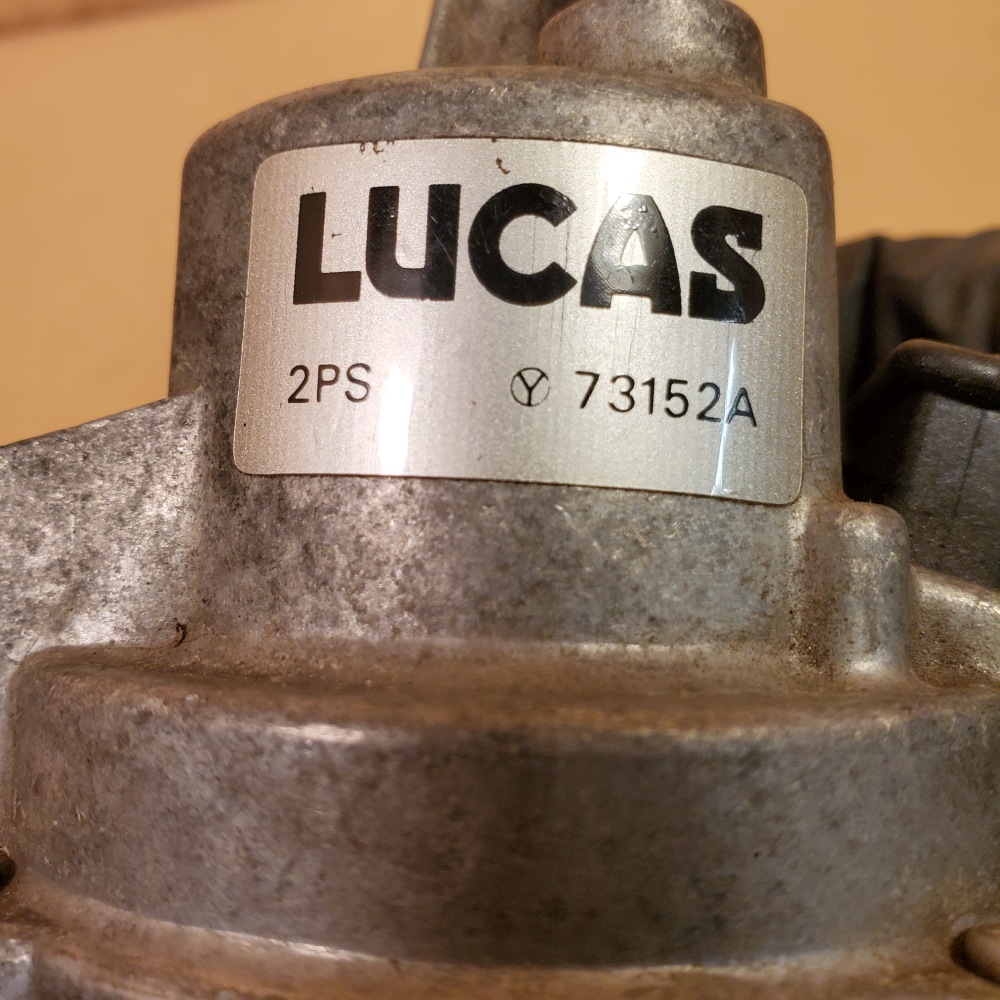 Jaguar XJS V12 1976 Lucas 73152A Bosch 0280100123 Fuel Injection ...