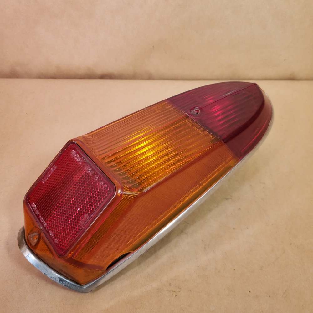 MGB Tail light assembly 70-80 BHA5260 - For Sale, Seattle WA