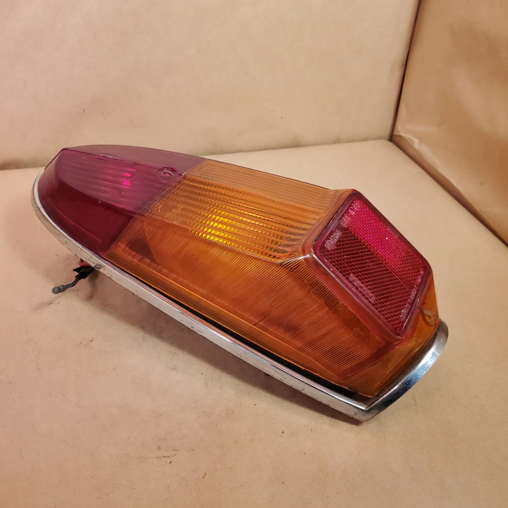 MGB Tail light assembly 70-80 BHA5260 - For Sale, Seattle WA