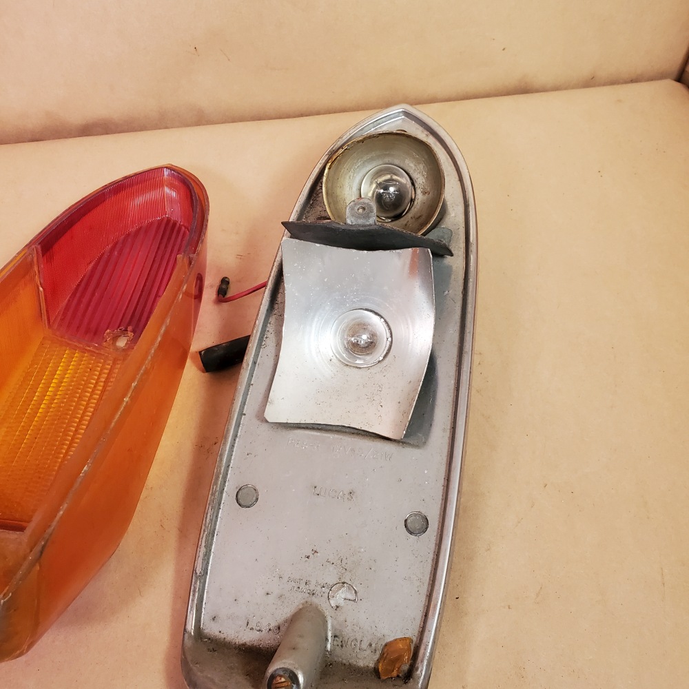 MGB Tail light assembly 70-80 BHA5260 - For Sale, Seattle WA