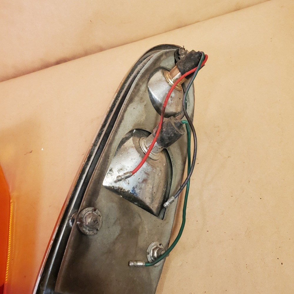 MGB Tail light assembly 70-80 BHA5260 - For Sale, Seattle WA