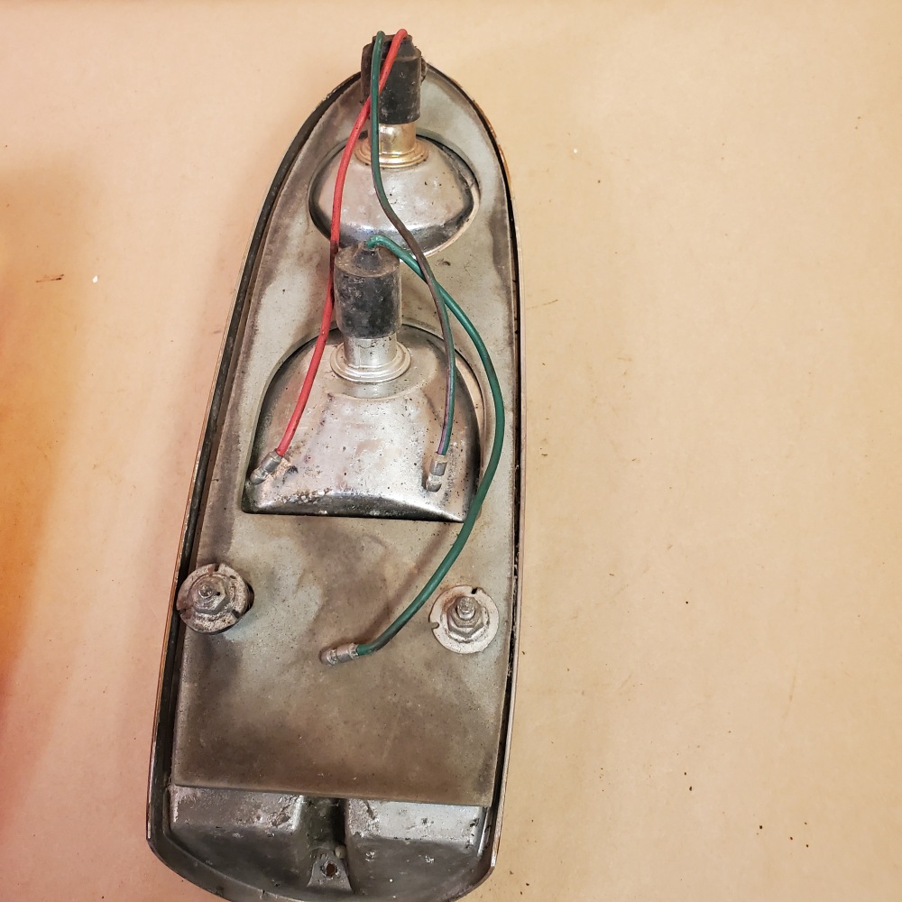 MGB Tail light assembly 70-80 BHA5260 - For Sale, Seattle WA
