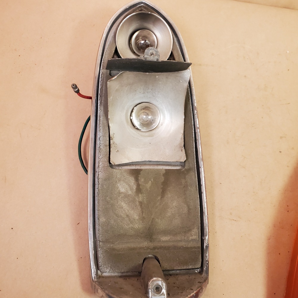 MGB Tail light assembly 70-80 BHA5260 - For Sale, Seattle WA