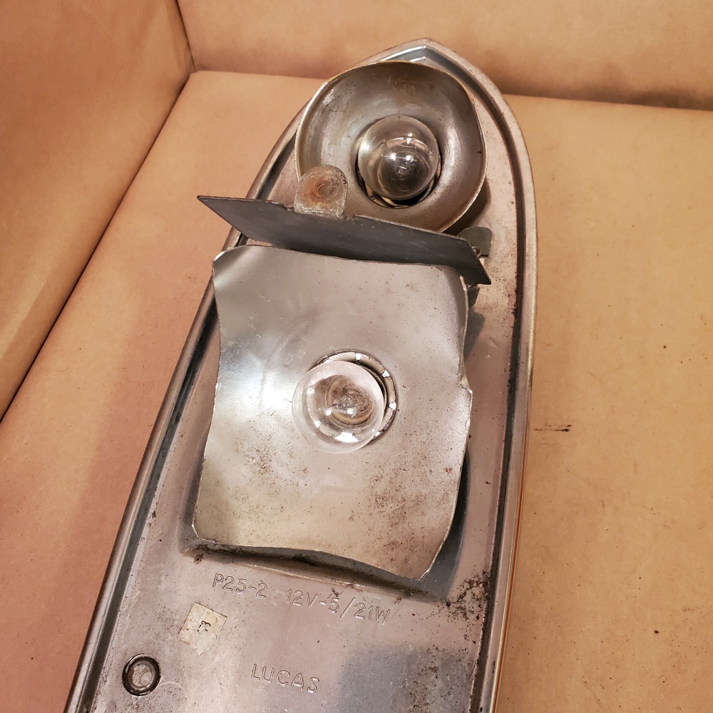MGB Tail light assembly 70-80 BHA5260 - For Sale, Seattle WA