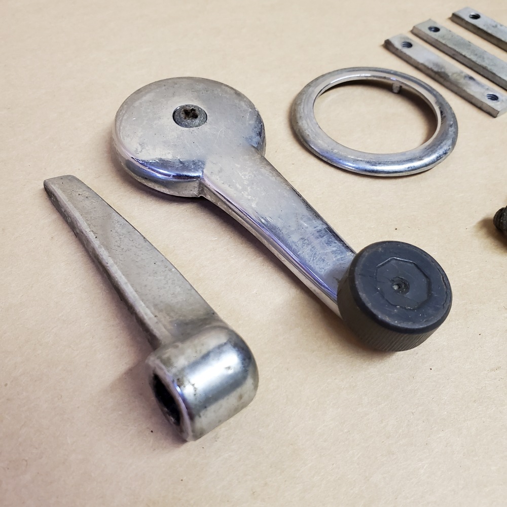 Jaguar XKE Door Handle and Window Crank Series 1.5 E Type Interior ...