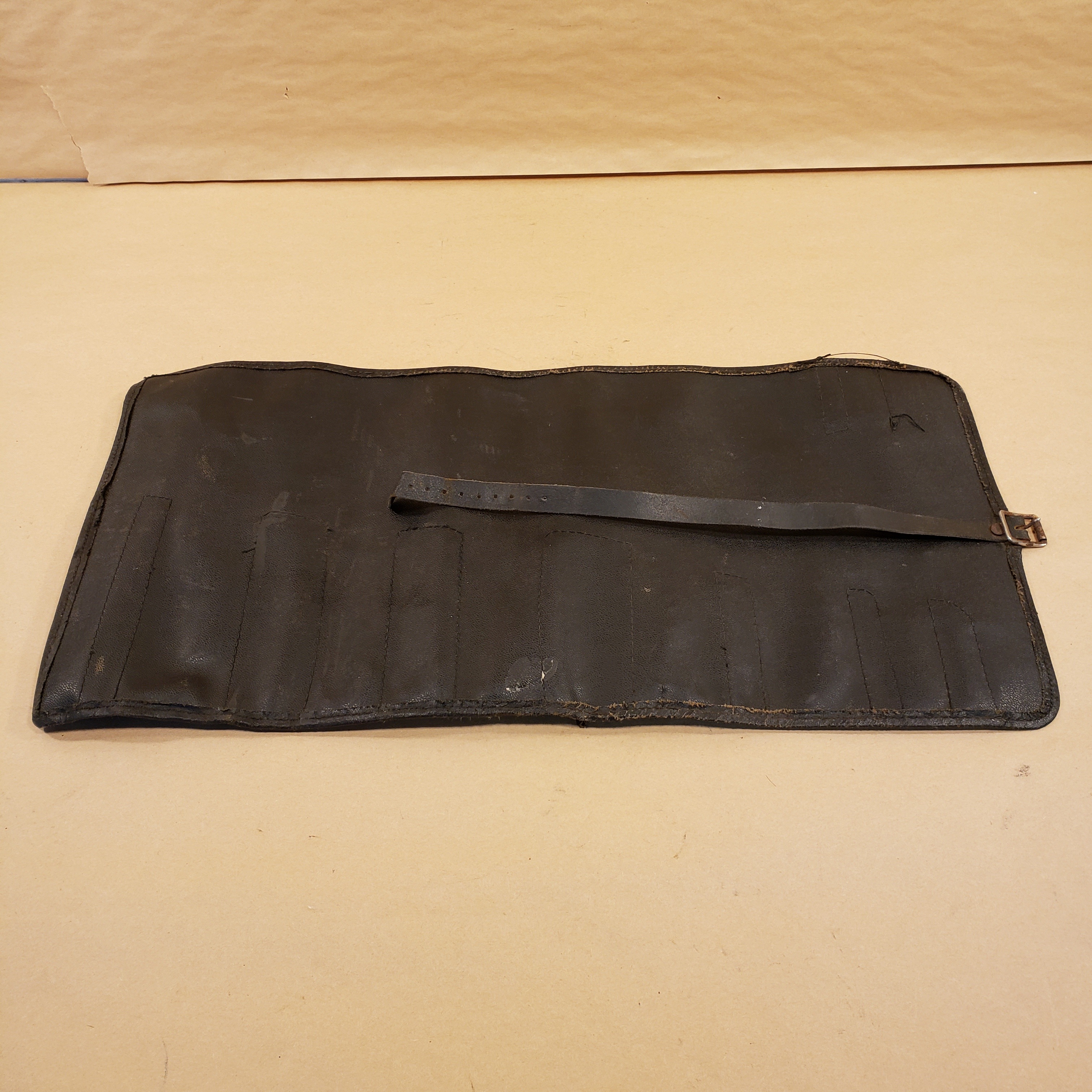 Jaguar XKE E-Type Series 1 3.8 4.2 16 Pocket Tool Roll NO TOOLS C5578 ...