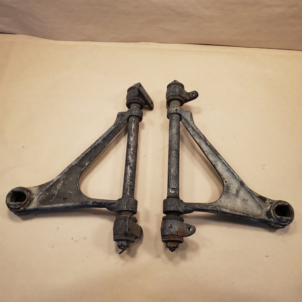 Jaguar XKE E-Type Series 1 Series 2 Pair of Upper Wishbone Assemblies ...