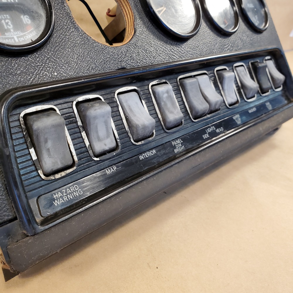 Jaguar XKE E-Type S2 Center Smiths Instrument Gauge Cluster Switch Dash ...