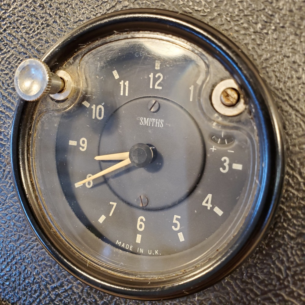 Jaguar XKE E-Type S2 Center Smiths Instrument Gauge Cluster Switch Dash ...