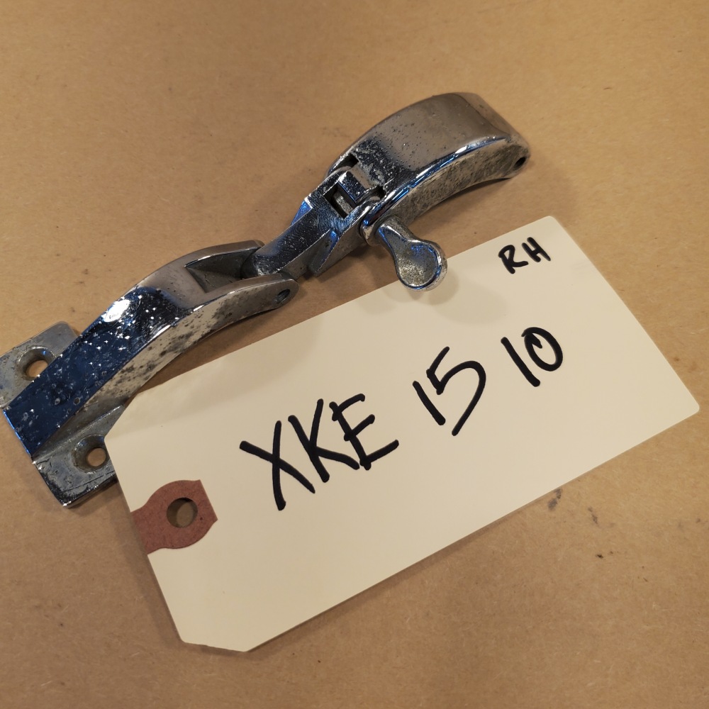 Jaguar XKE E-Type Passenger RH Right Quarter Light Window Hinge Catch ...