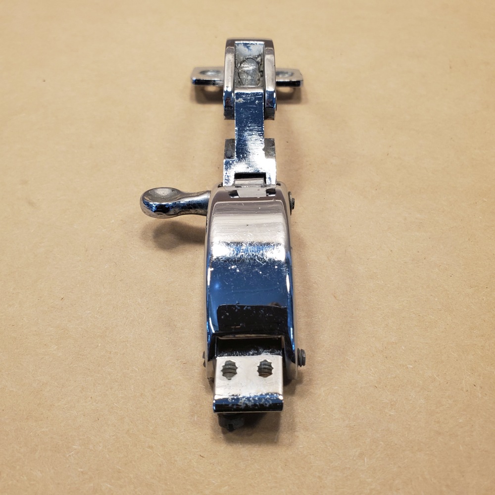 Jaguar XKE E-Type Driver RH Left Quarter Light Window Hinge Catch ...