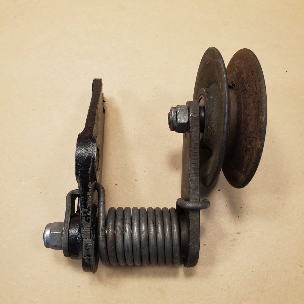Jaguar XKE E-Type 4.2L Jockey Pulley Idler Pulley Assembly C18449 OEM ...